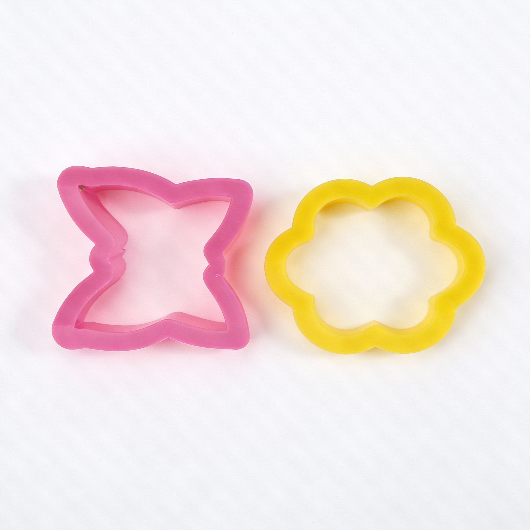 Scented Modelling Play Clay 6 Colours and 2 Cutters 50gm Blister – Itsy ...